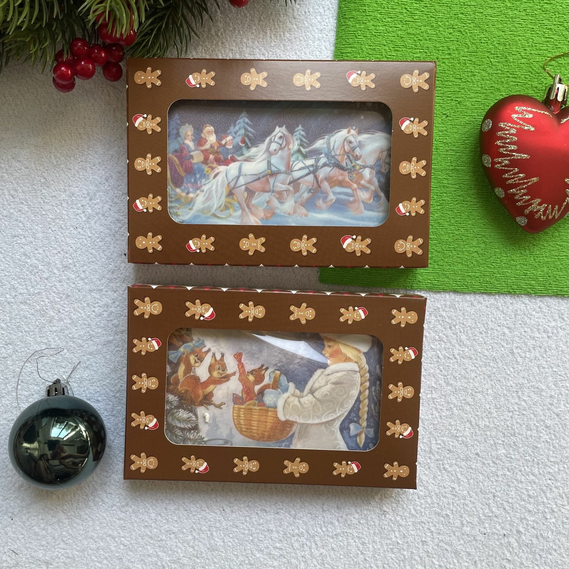 Пряники открытки. Новый год. Русская тройка и снегурочка 2 штуки.