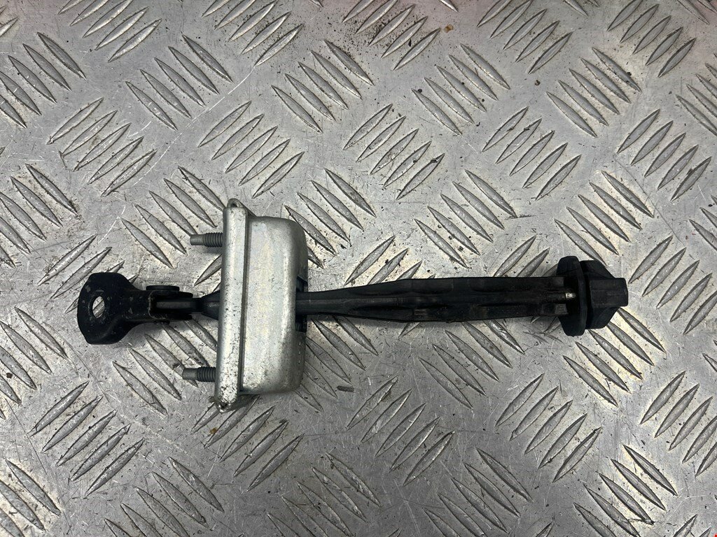 Ограничитель открывания двери Opel Astra J 13270612 арт. 2192001