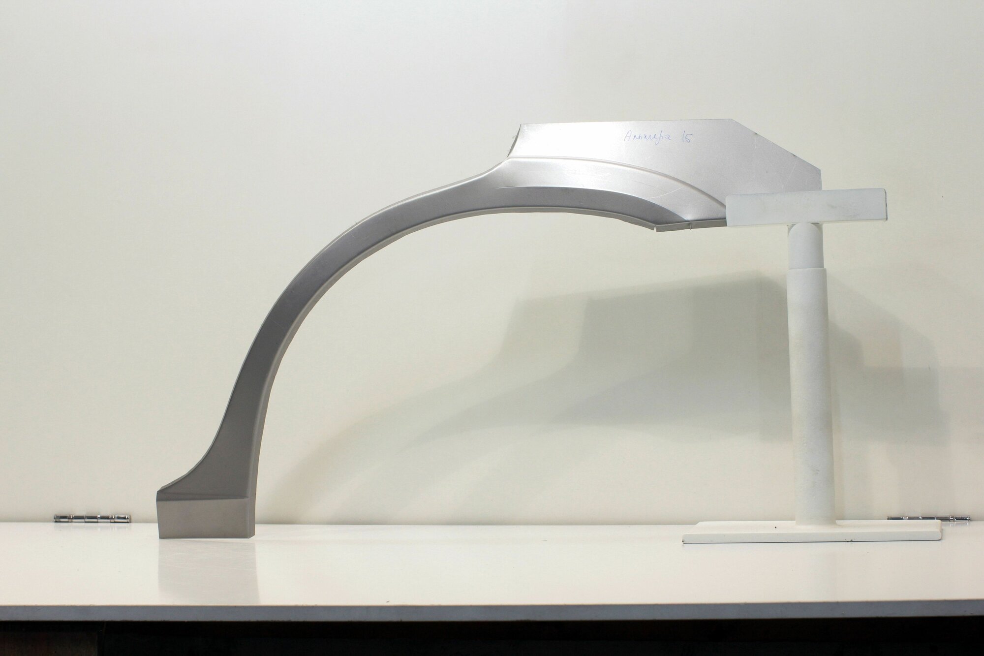 Арка ремонтная левая для Nissan Almera N16 (Classic B10) ( Ниссан Альмера Классик Б10/ Н16), оцинкованная сталь (цинк) 0.8 мм