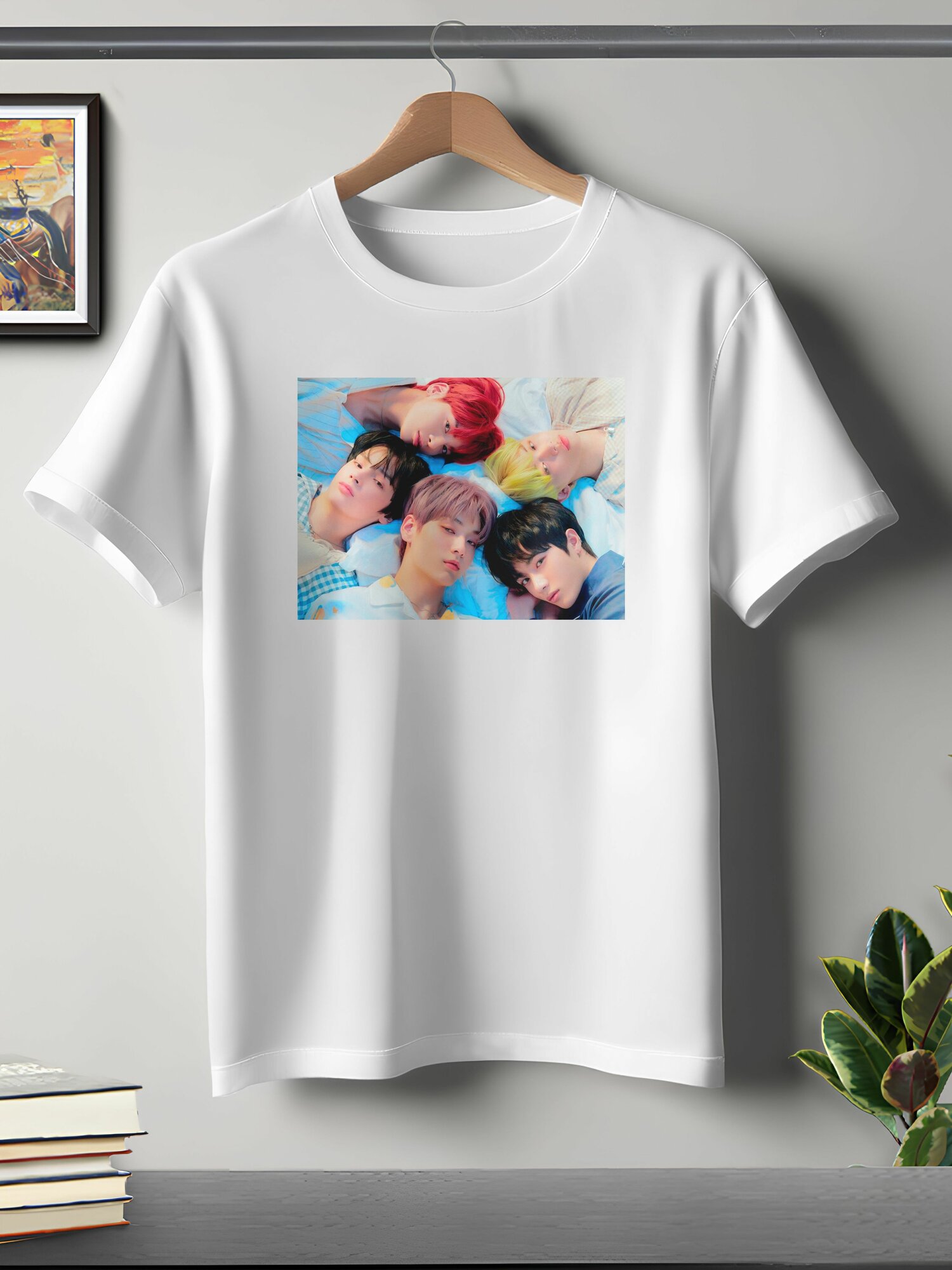 Футболка  Детская ONEQ 116 (6-7) размер с принтом TXT, белая