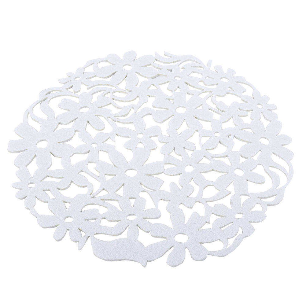 1 шт. Круглые скатерти-салфетки из теплоизоляционного войлока, белые.