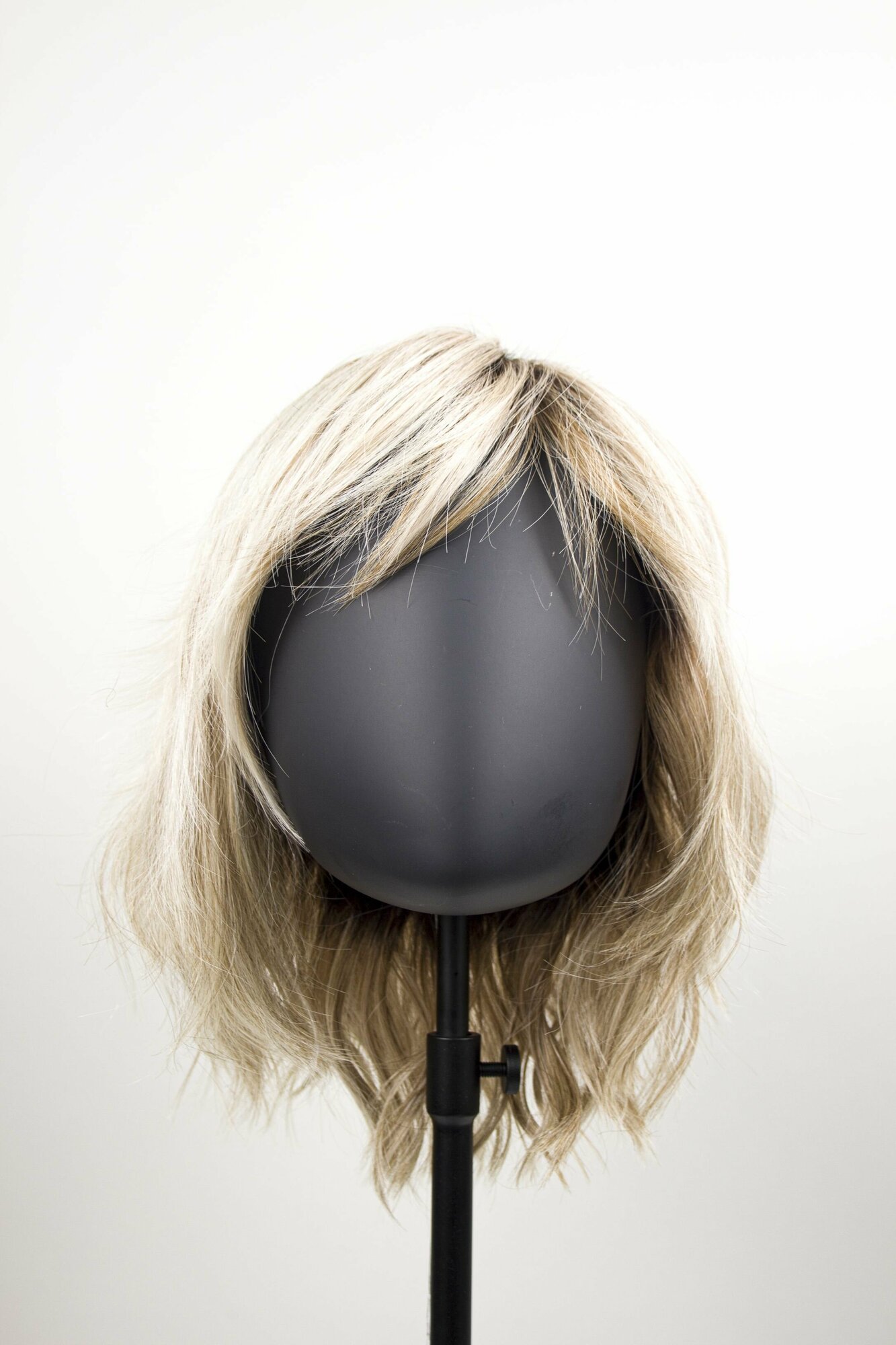 Ellen Wille парик из искусственных волос Anima