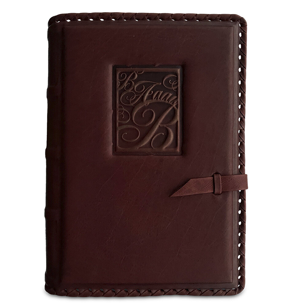 Ежедневник в кожаном переплете