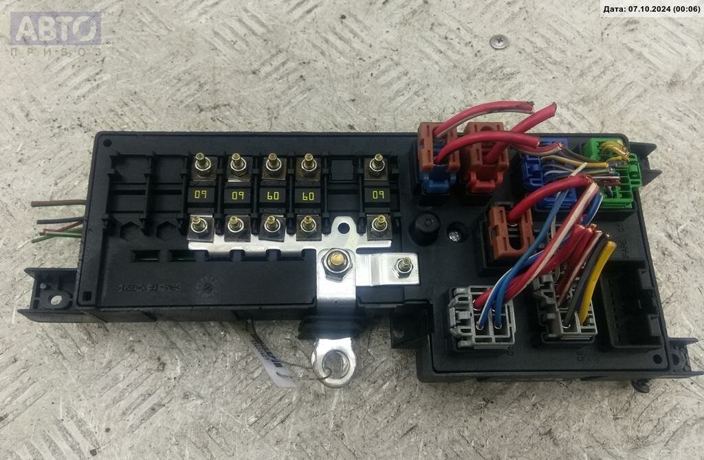 Блок предохранителей Volvo V70 (2000-2007)