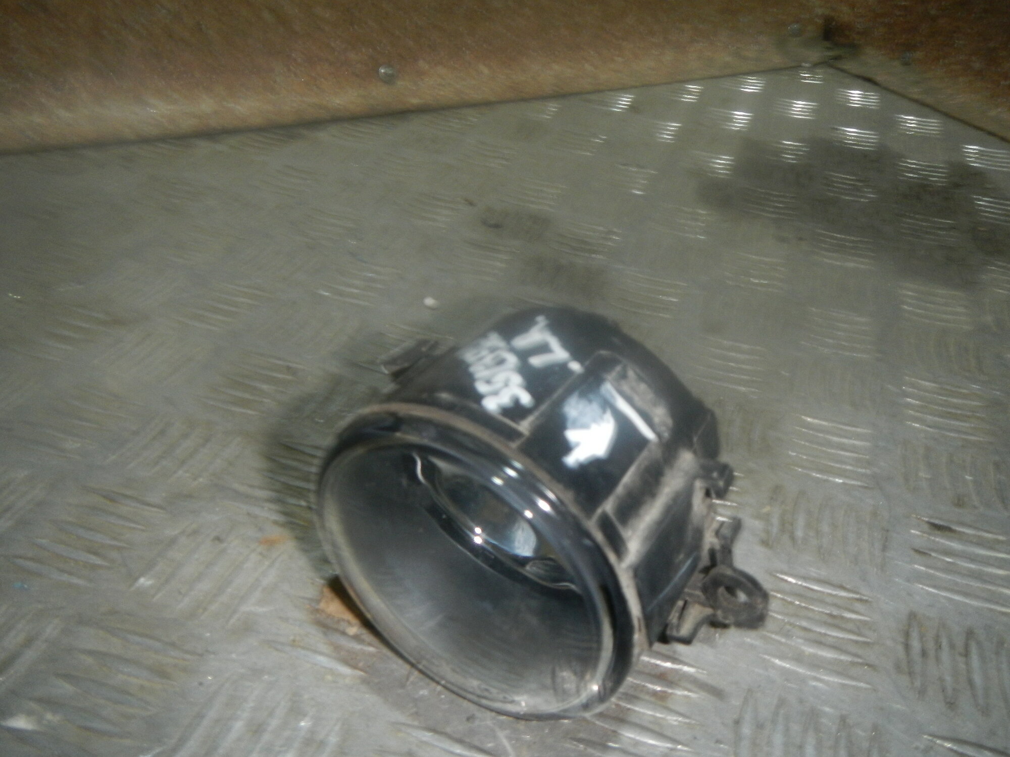 Б/У Фара противотуманная левая, Land Rover (Ленд Ровер)-FREEER 2 (07-) LAND ROVER FREELANDER 2 (07-14) VALEO R=L Сломано ...