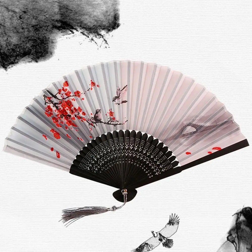 Китайский складной веер из шелка и бамбука 4