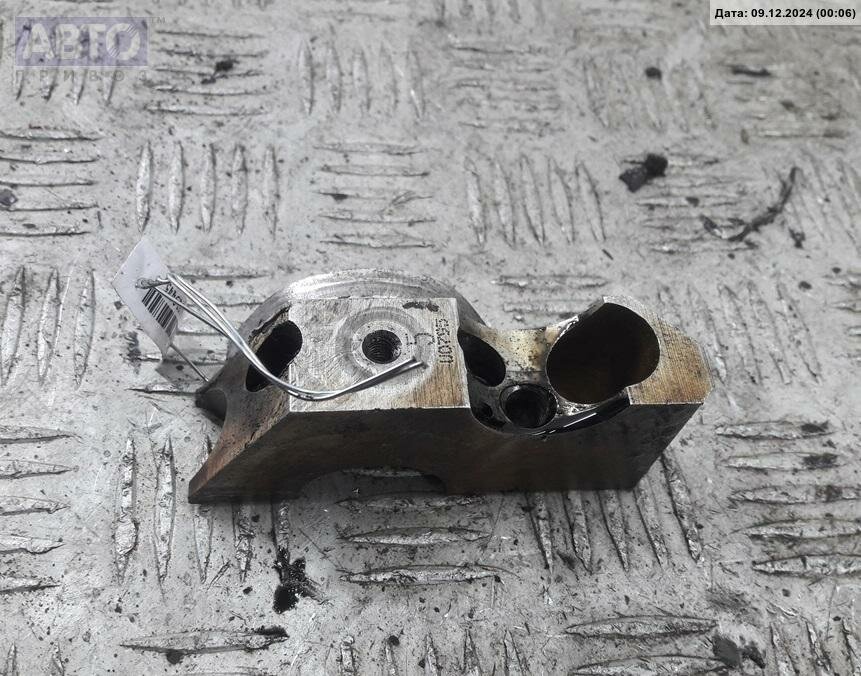 Постель распредвала (бугель) Volkswagen Passat B5+ (GP)