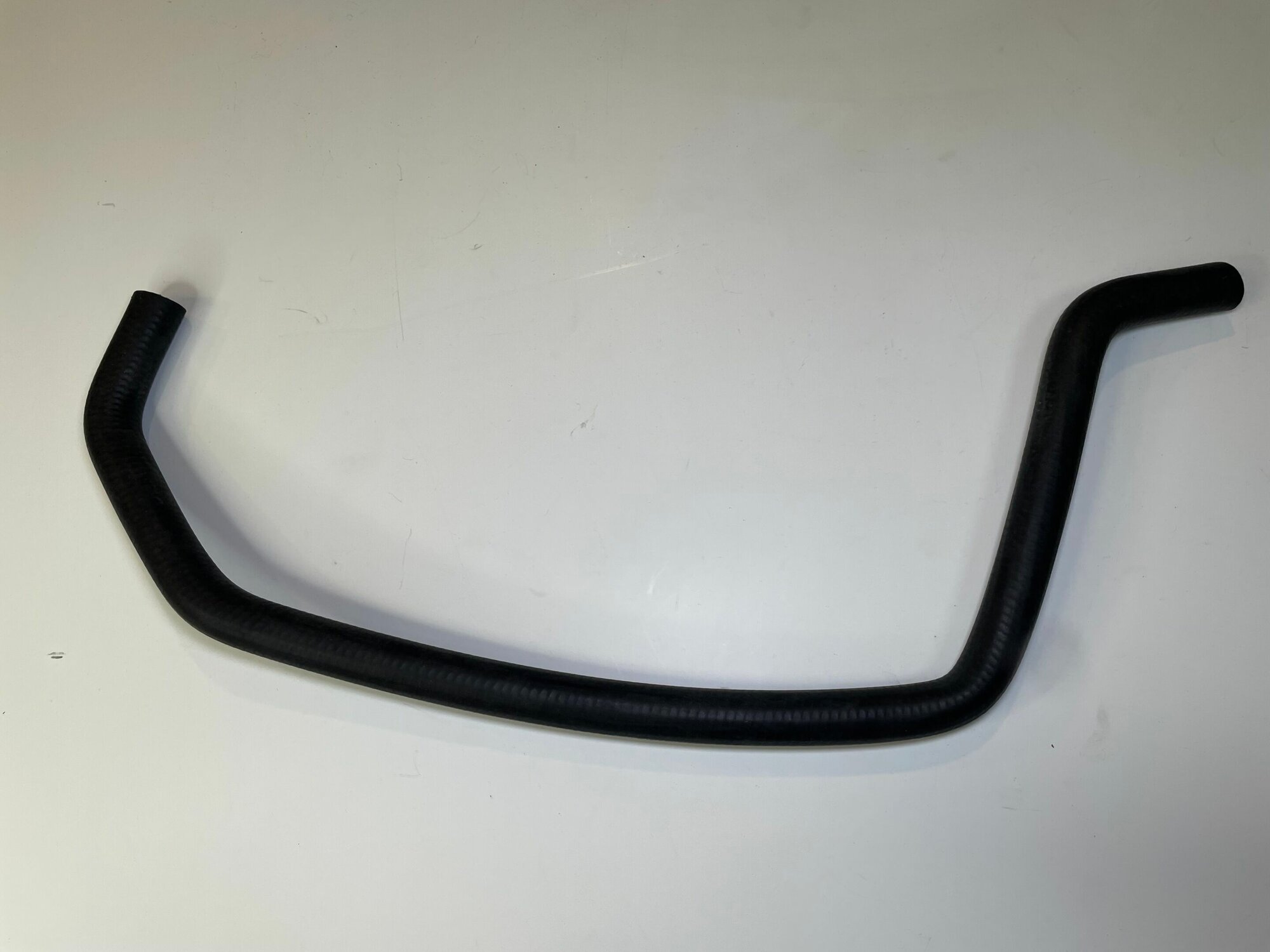 Патрубок охлаждения выпускной (отопителя) CHERY Vortex Tingo [1.8 16V 5AMT внедорожник]