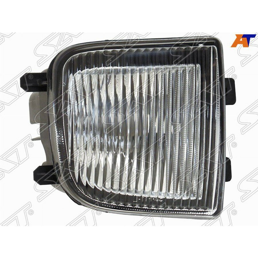 SAT ST2152026R Фара противотуманная (Справа) Nissan Terrano 99-02