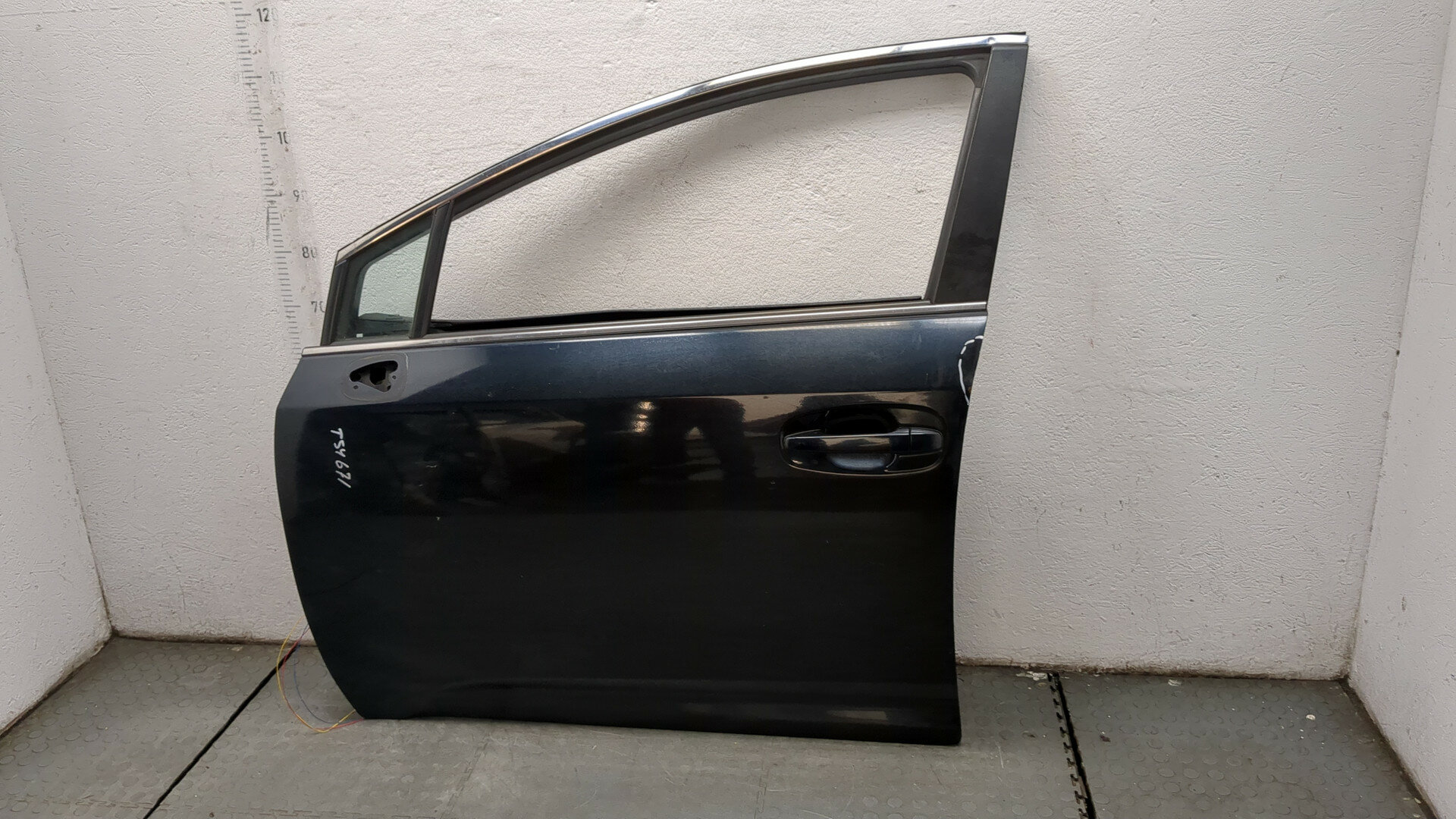 Дверь боковая (легковая) левая передняя Toyota Avensis 3 Б/У