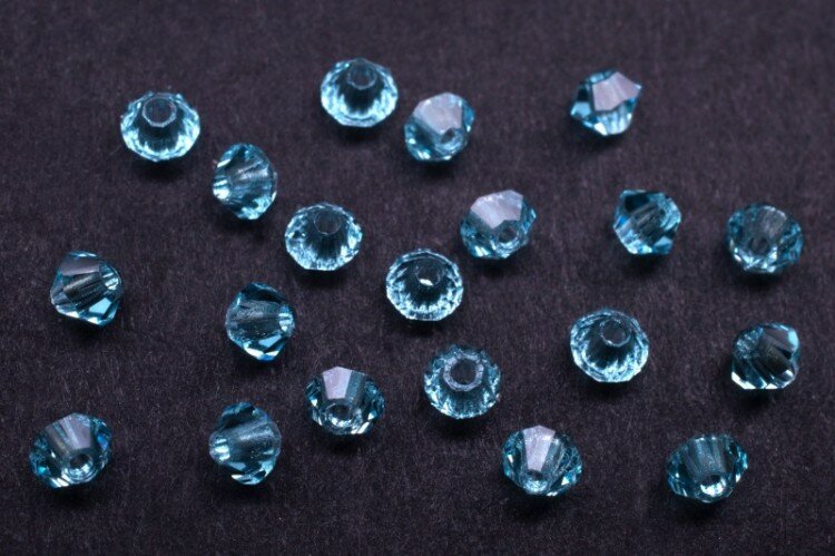 Бусины биконусы хрустальные 3мм, цвет AQUA BOHEMICA, 745-033, 20шт
