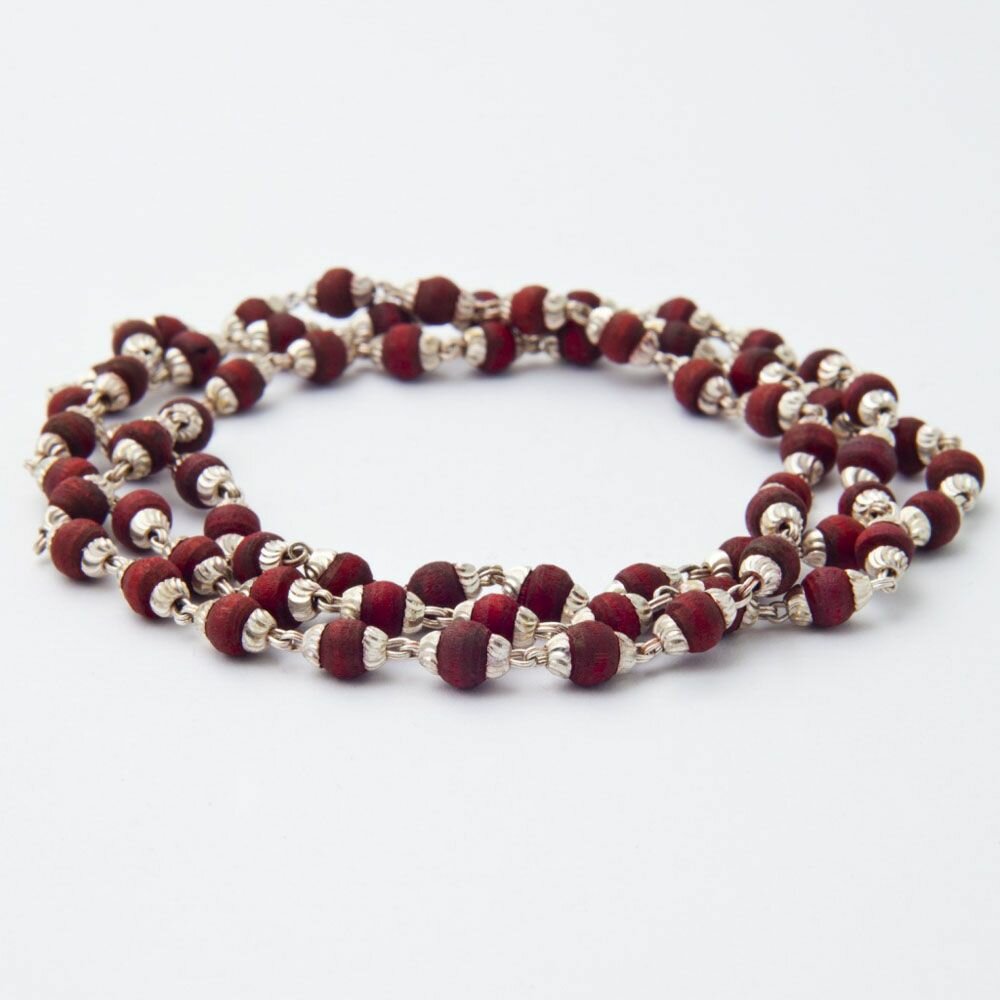 Бусы, дерево