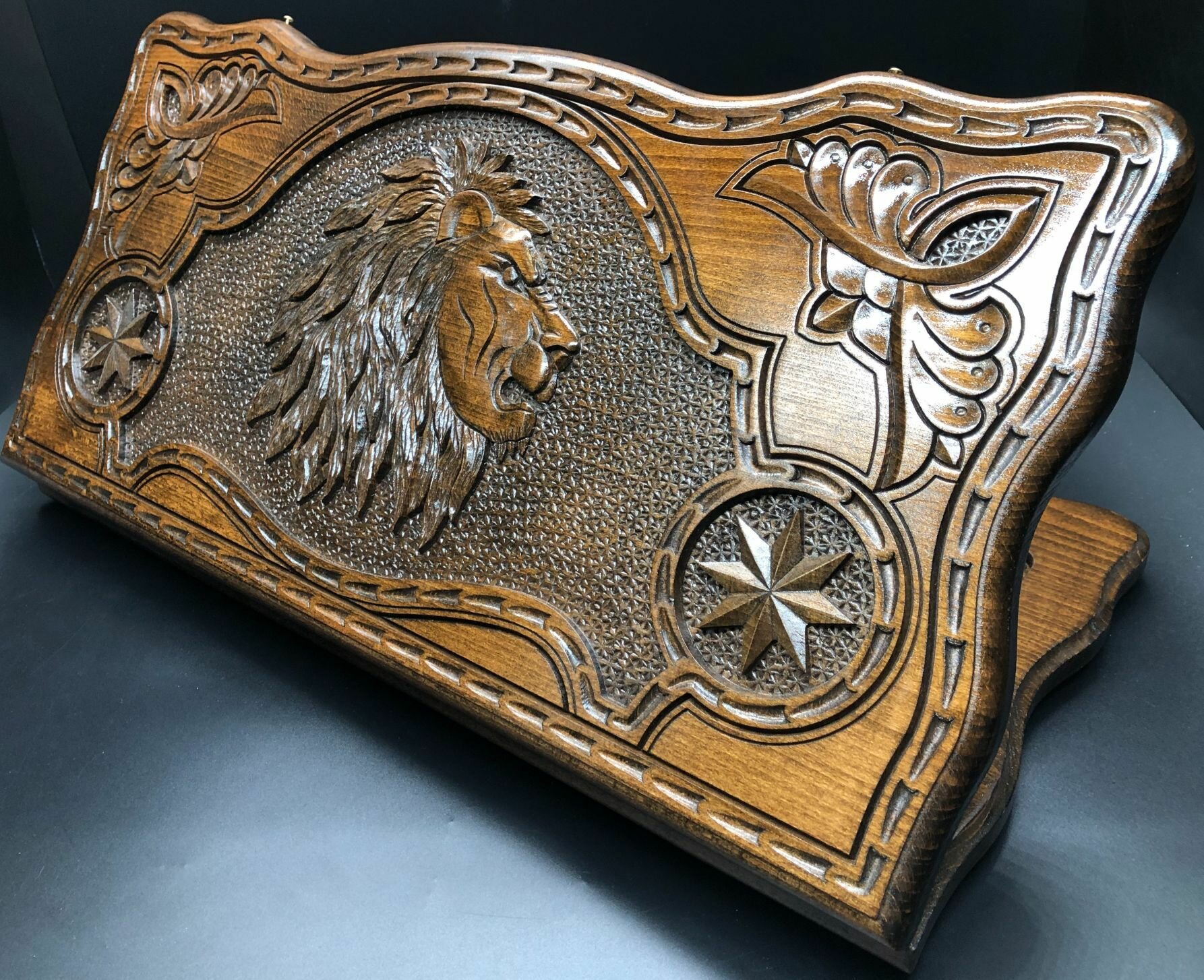 Нарды резные авторские "Лев- Царь Царей" большие 60 см