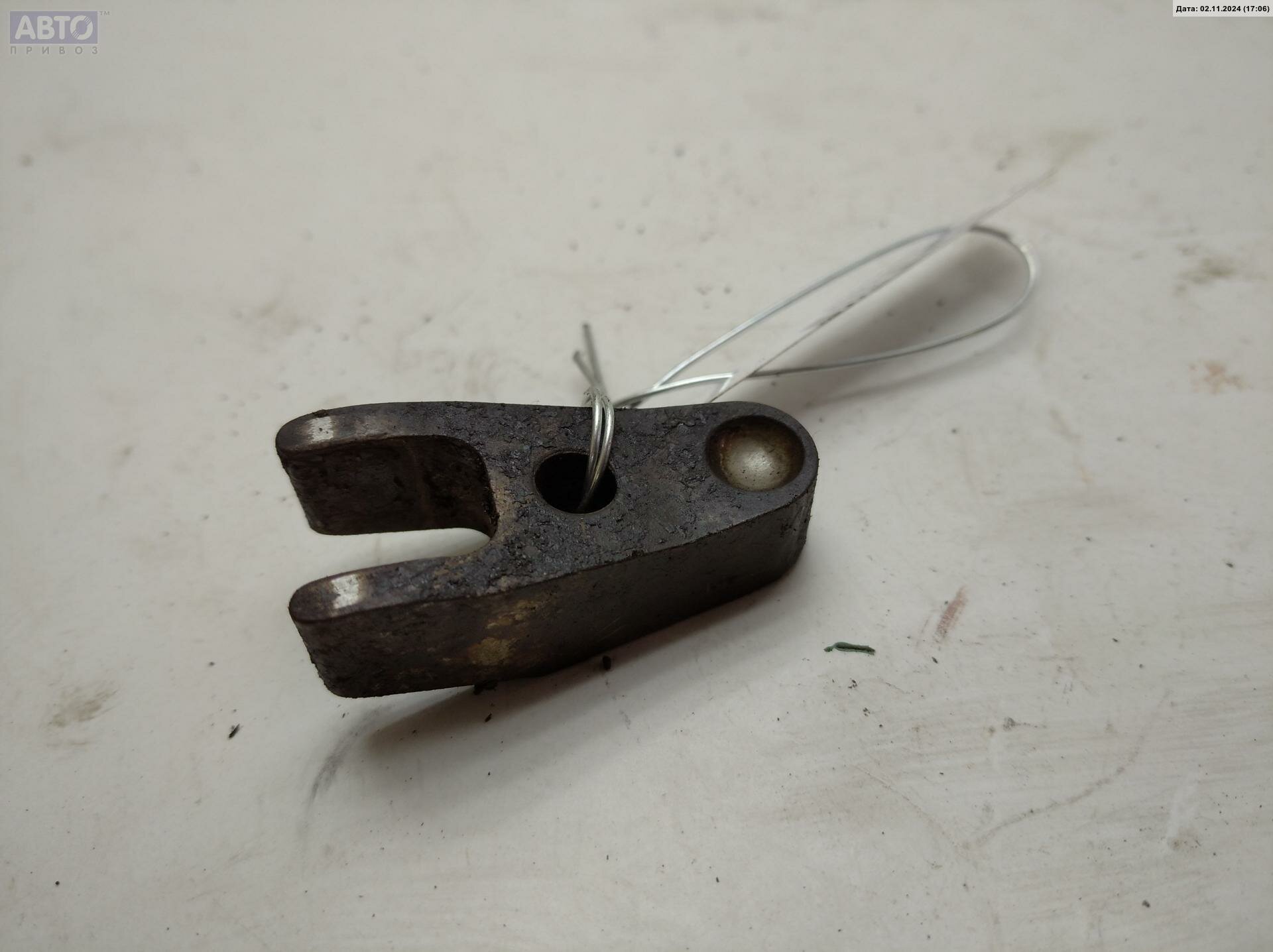 Скоба (кронштейн) крепления форсунки Mercedes Vito-2 / Viano W639 (2003-2014)