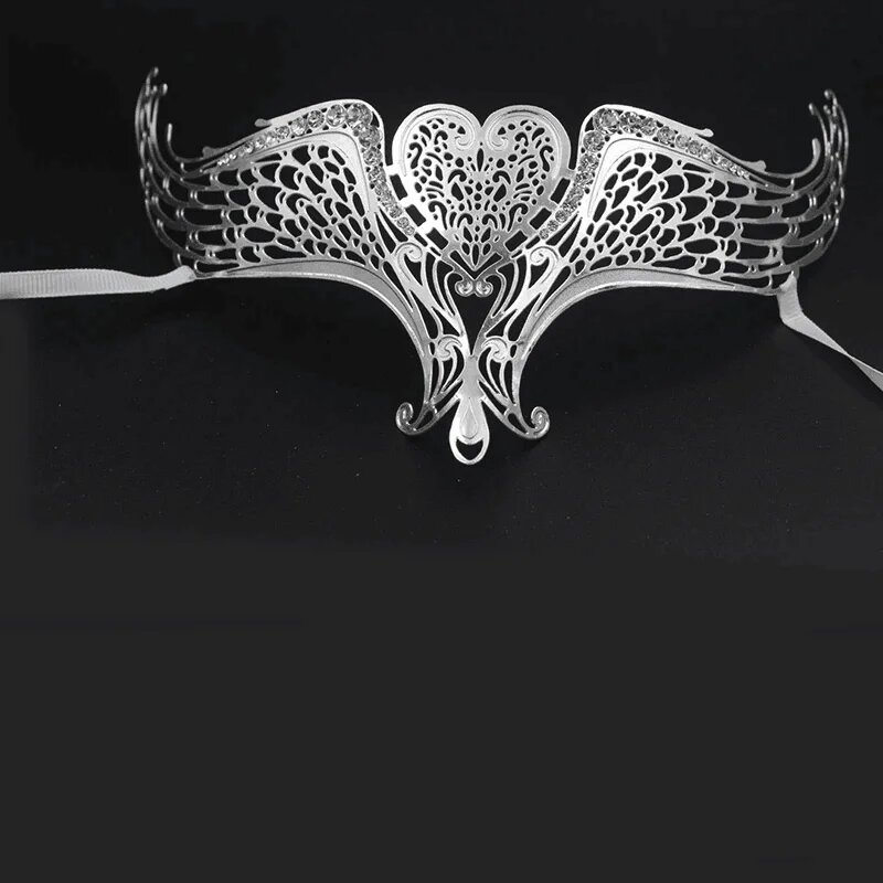 Лазерная металлическая маска для маскарада 3012 Silver