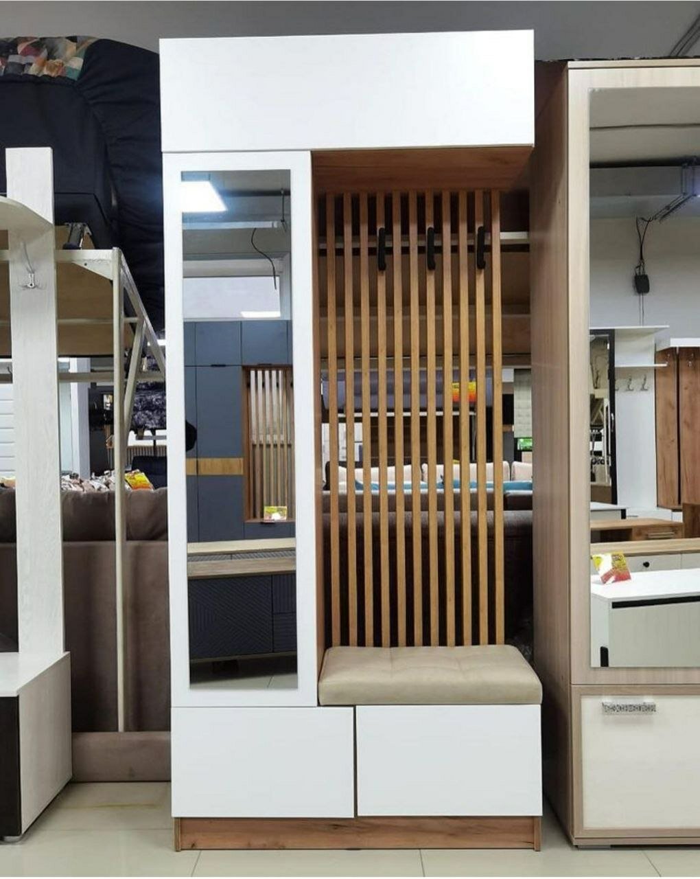 Прихожая "Руэлла", центральная секция, дуб крафт золотой/белый