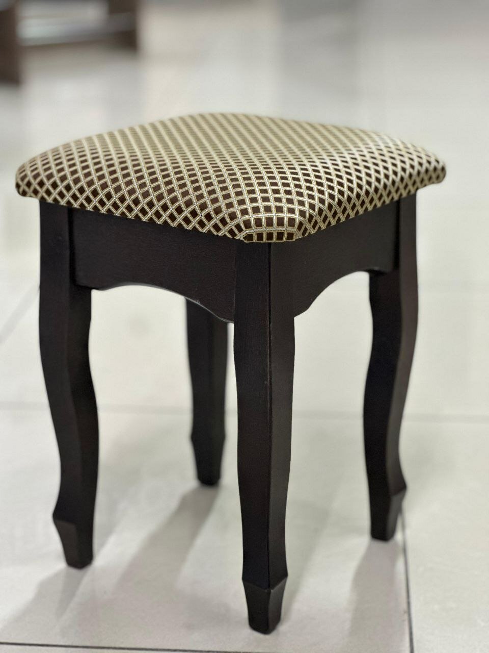 Комплект 4 Табуретки Кухонные / Обеденные из Массива Березы с металлическим креплением