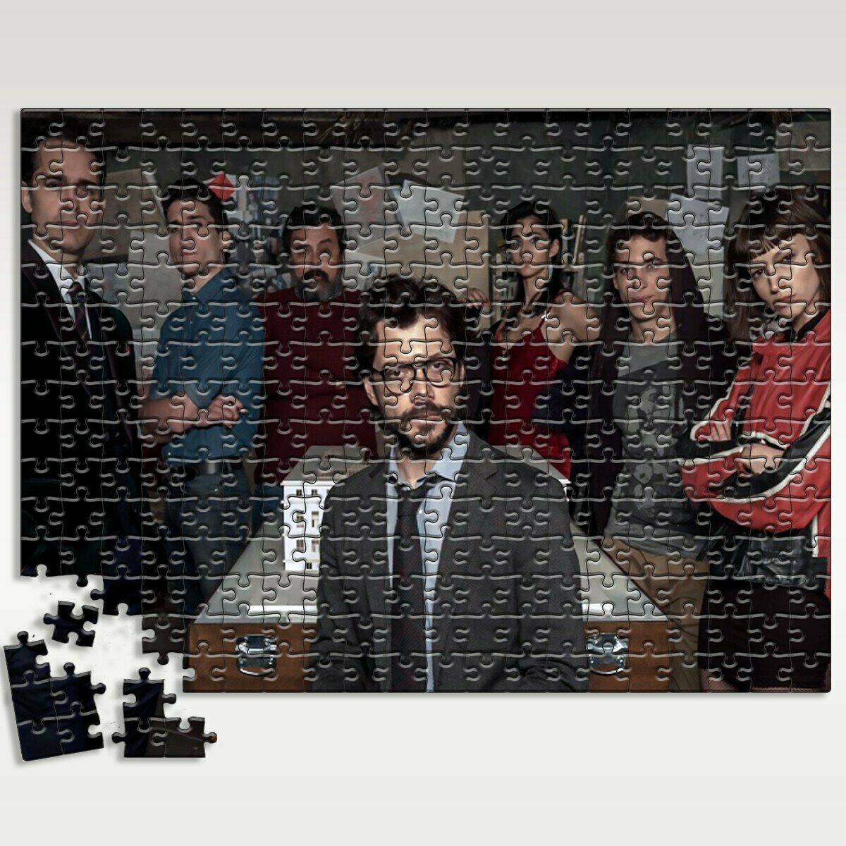 Пазл картонный А3: модель Сериал Бумажный Дом - 7940