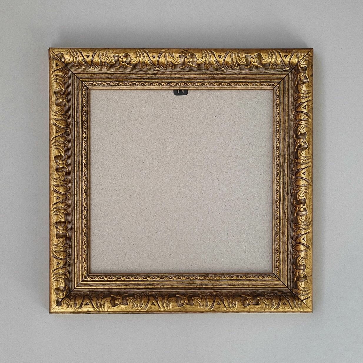 Багетная рама 20x20 см (BR107N), со стеклом и задником, пластик, цвет: золото