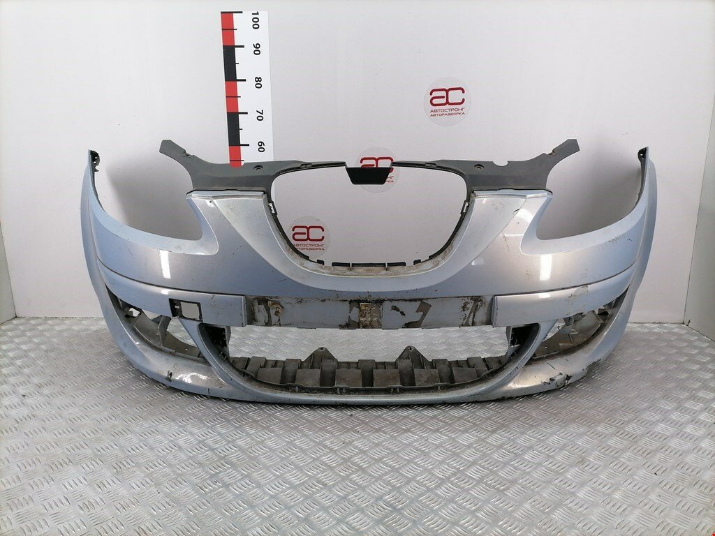 Бампер передний Seat Toledo 3 5P0807217M арт. 1962660