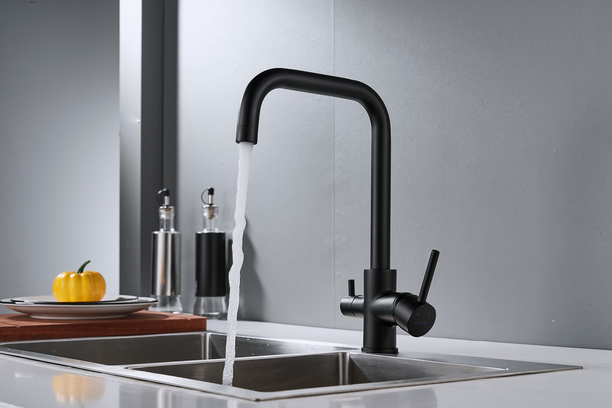 Смеситель для кухни с подключением фильтра питьевой воды, черный S228Н