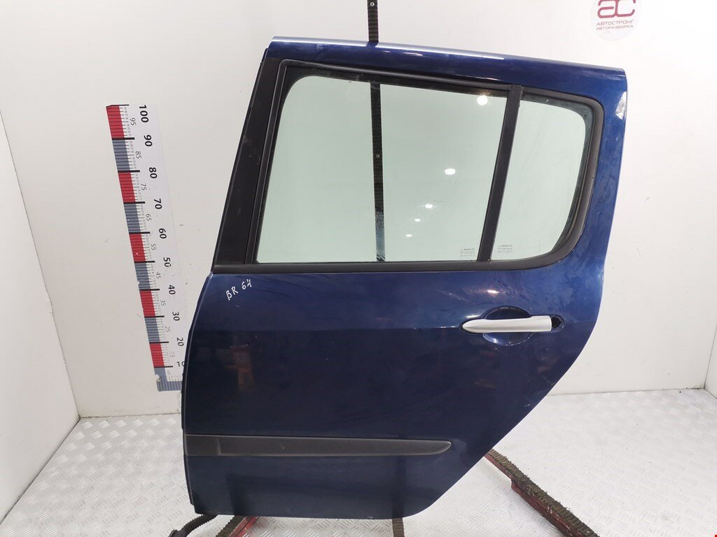 Дверь задняя левая Renault Modus 821014094R арт. 1731150