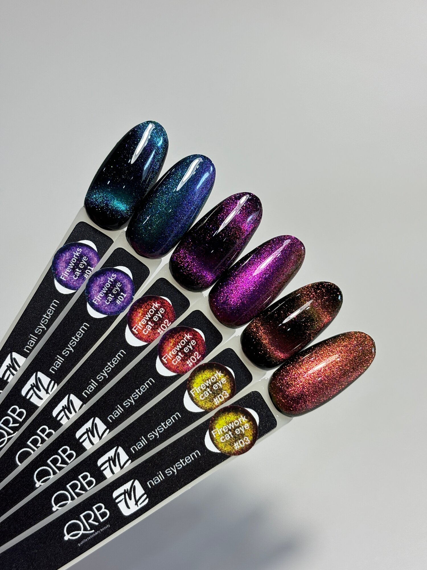 Двухцветный кошачий глаз Fireworks 9D QRB nail system, №2