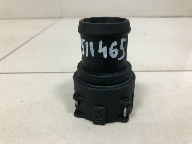 Фланец двигателя системы охлаждения Skoda Karoq 2017 кат.номер: 7M3122291