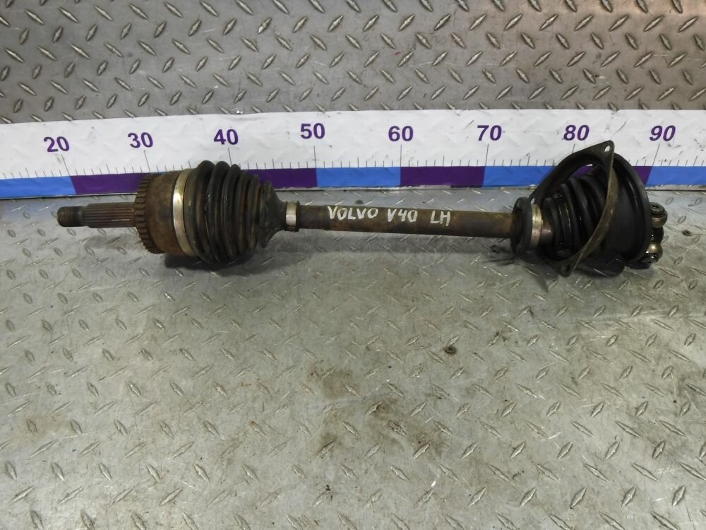 Полуось передняя левая Volvo V40