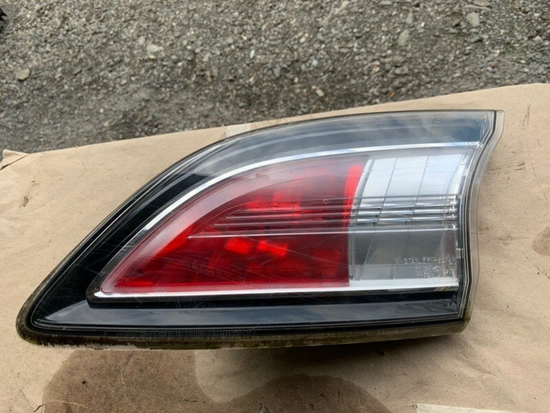 Фонарь задний правый Mazda Mazda3 BL Z6 2009 BBN7513F0