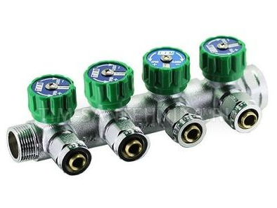 TIM Коллектор регулируемый под Евроконус 1"х3/4" ВР-НР (евроконус) - 4 выхода ZSc.401.0604NE