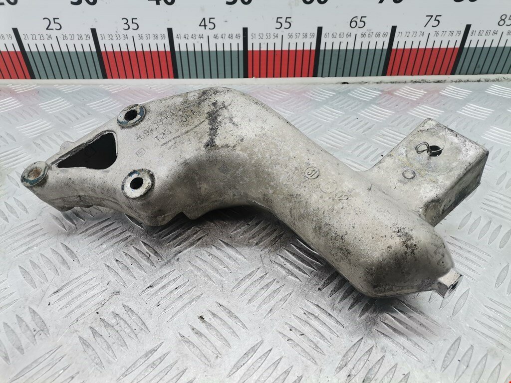 Кронштейн (крепление лапа) двигателя Peugeot 206 1839E5 арт. 2060160