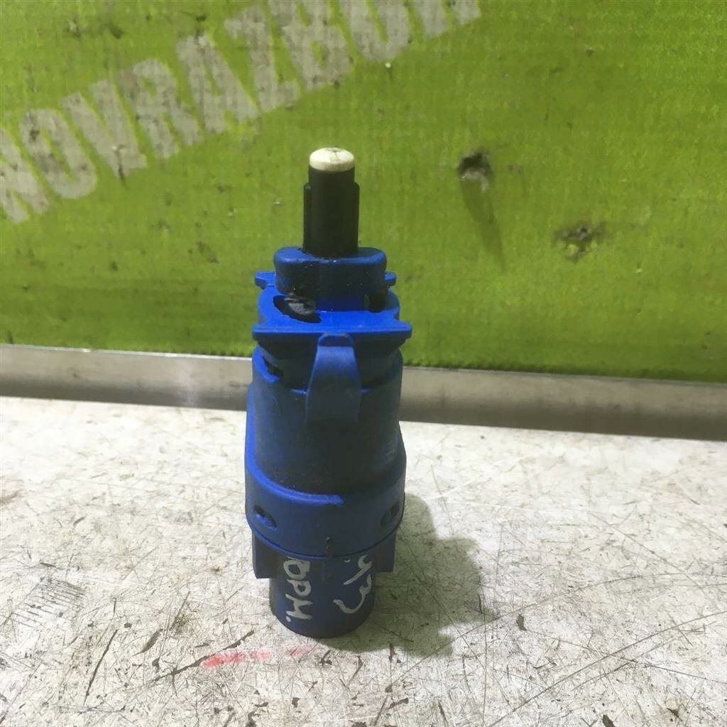 Датчик включения стопсигнала Mazda Mazda 3 BK 02-09