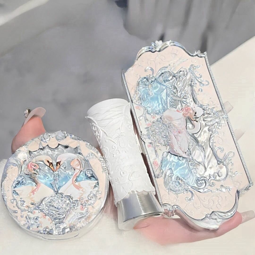 Flower Knows Swan Ballet Набор декоративной косметики