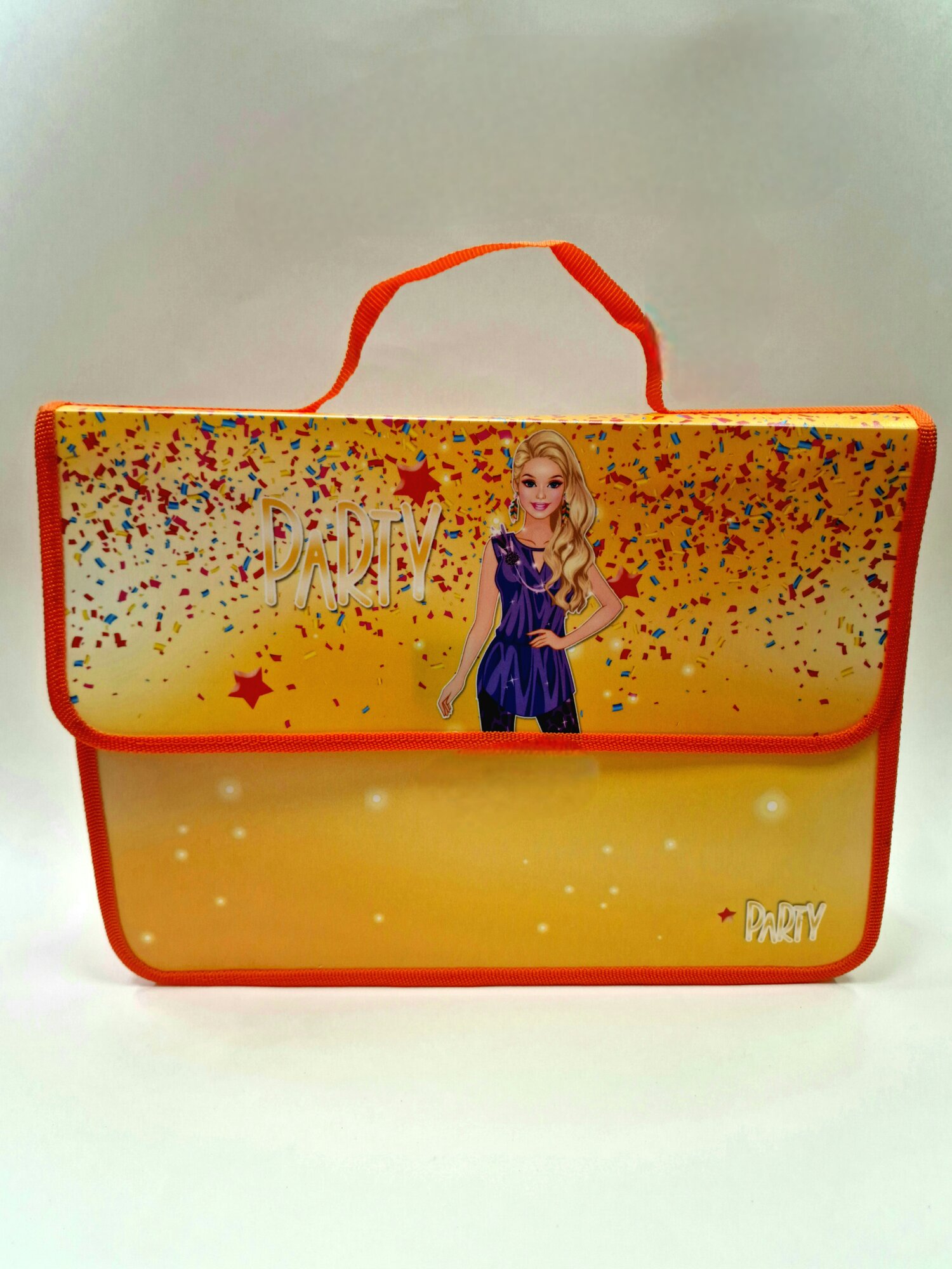 Папка для тетрадей детская А4 пластиковая, с ручками ПМ-А4-23, PARTY GIRL