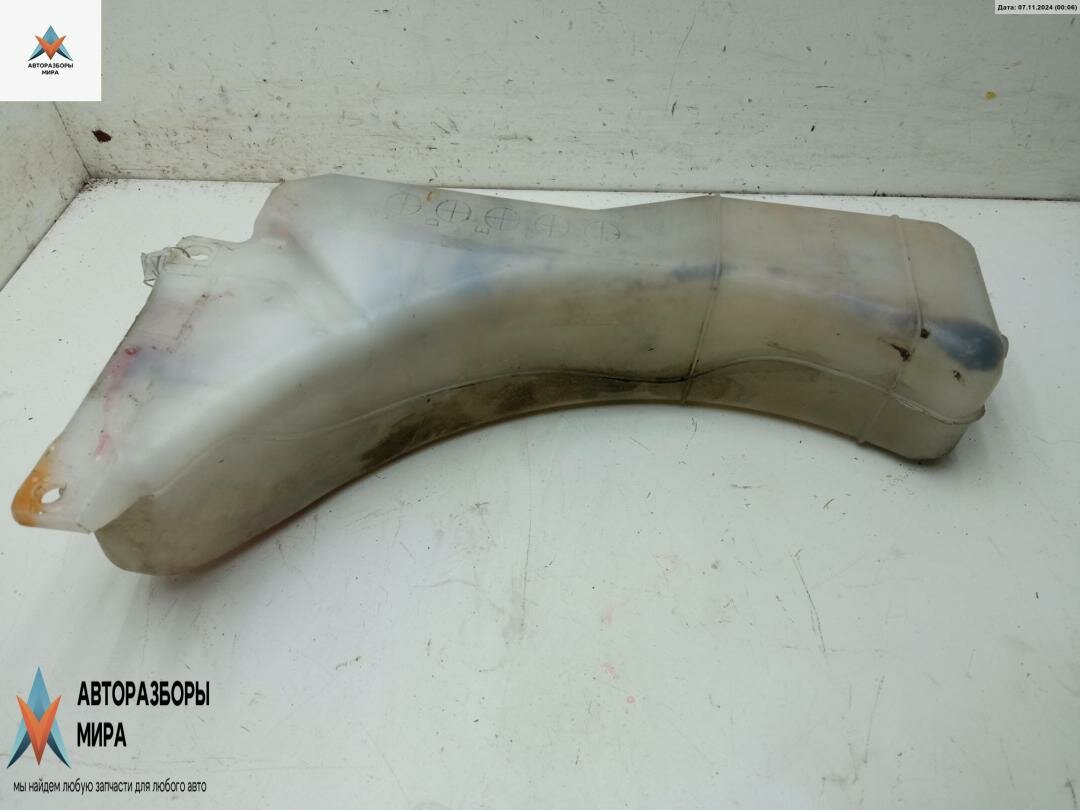 Бачок расширительный Subaru Forester (SF) рест. 2000 45152FA050