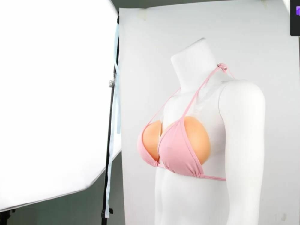 Имитатор женской груди накладная грудь силиконовая 500G