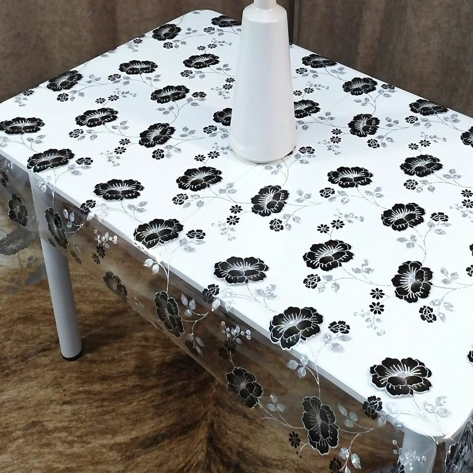 Мягкое стекло, прозрачное, с рисунком "Черный цветок".