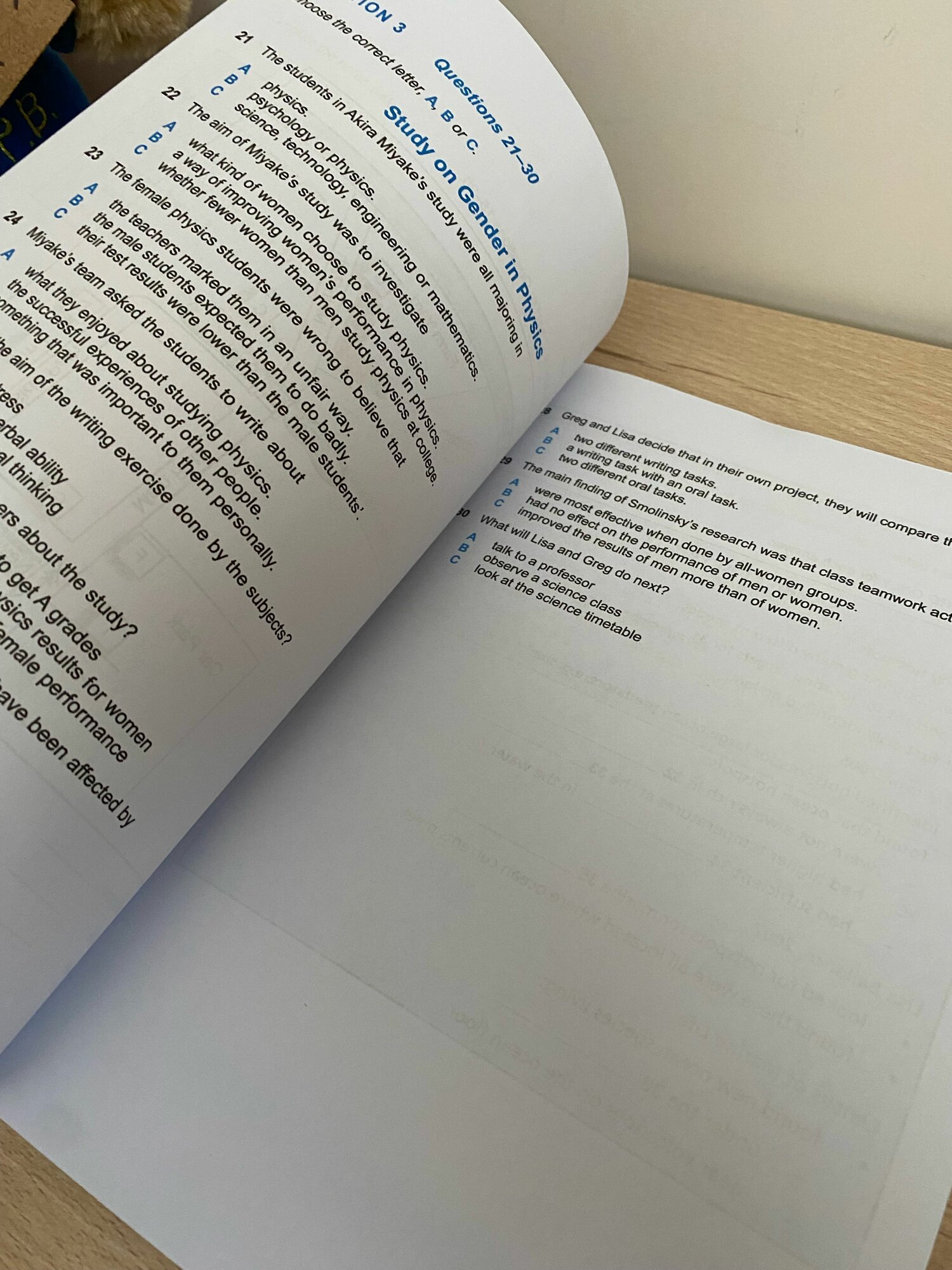 IELTS 11, Academic authentic examination papers — фото 1