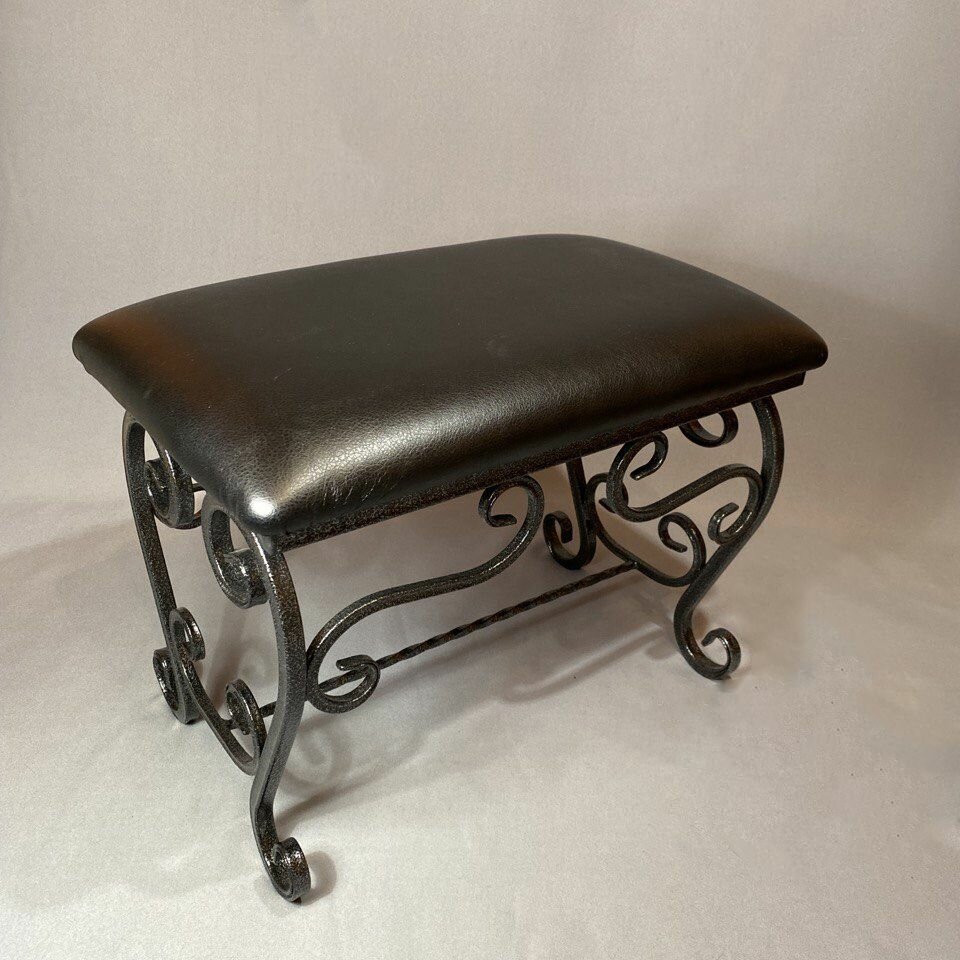 Кованный пуфик, банкетка