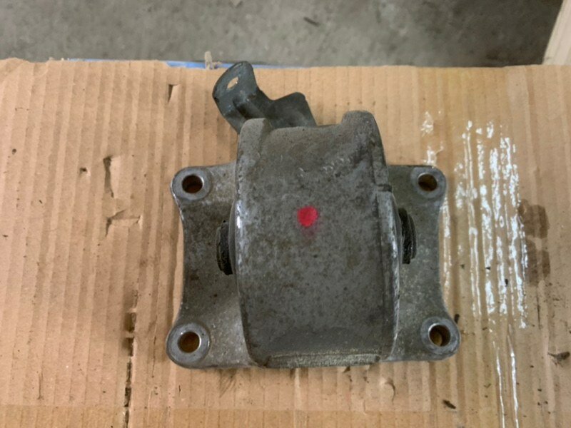 Подушка двигателя Nissan X-Trail T30 QR20 112208H310