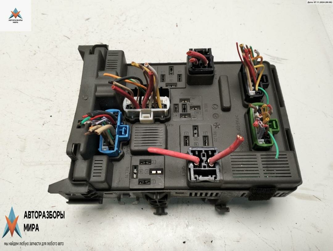 Блок предохранителей Renault Laguna 2 рест. 2006 8200371614