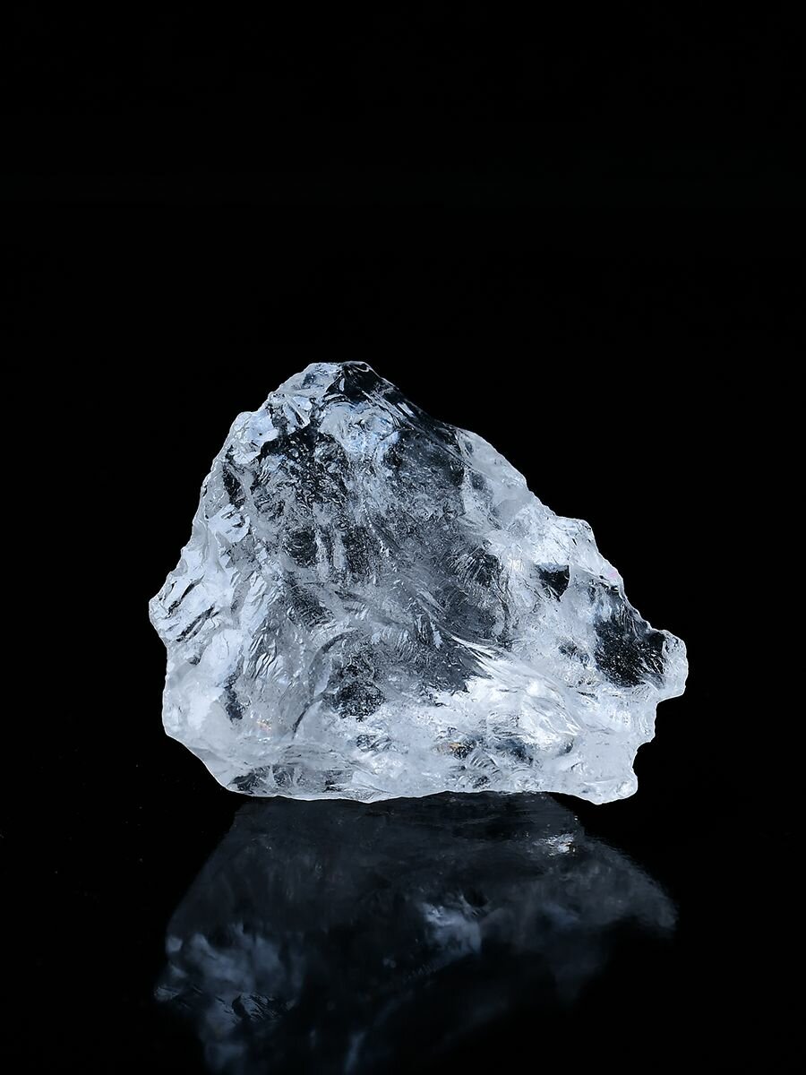 Натуральный камень "белый хрусталь" необработанный(1шт 3-6 см)