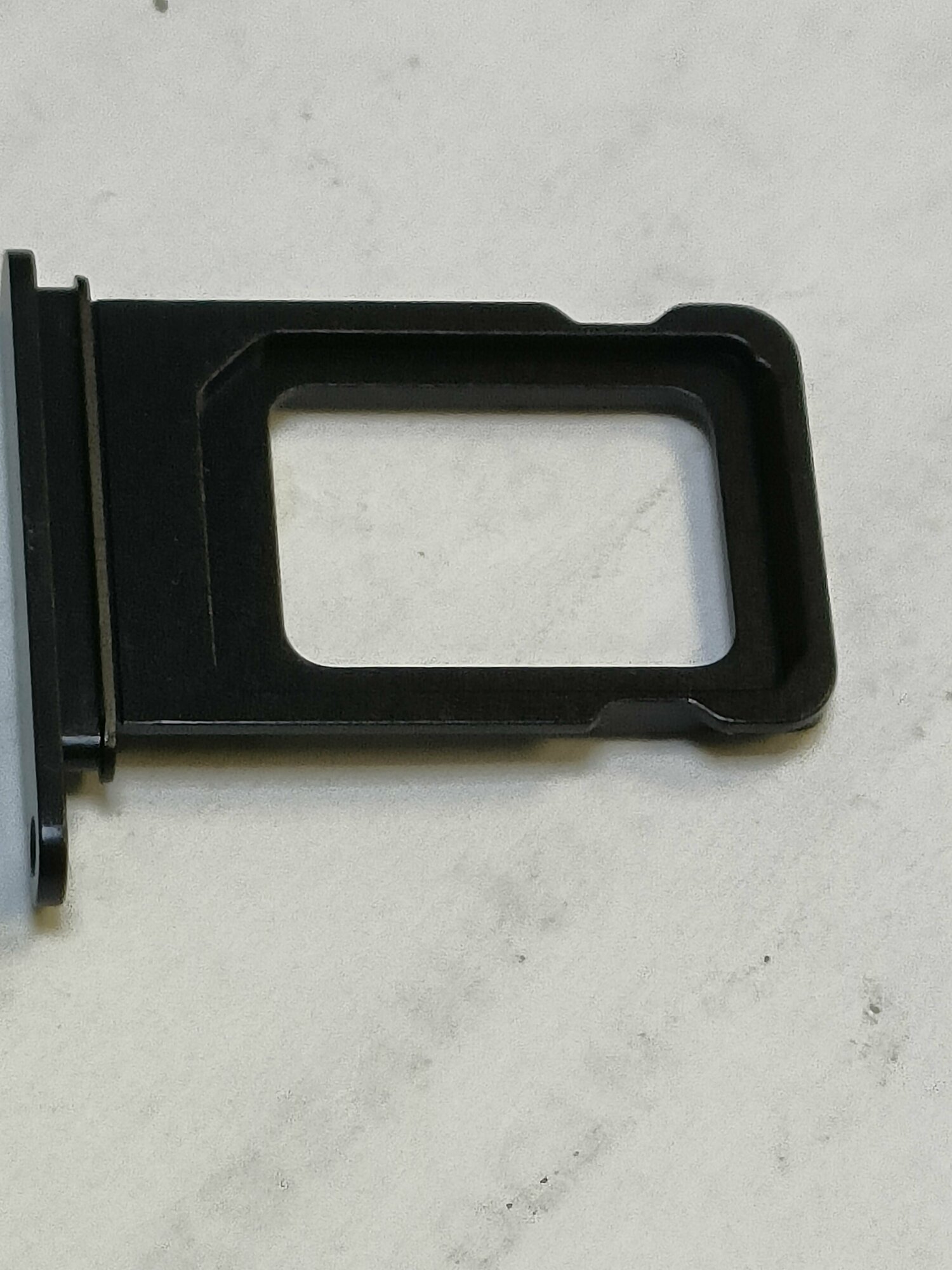 Сим лоток для iphone 13 черный