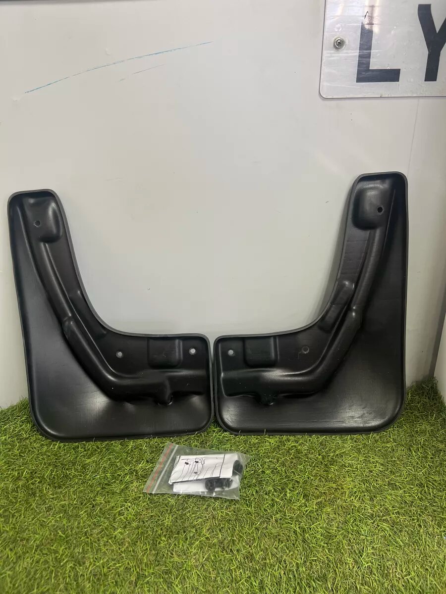 Брызговики на Ford Focus 2 передние комплект