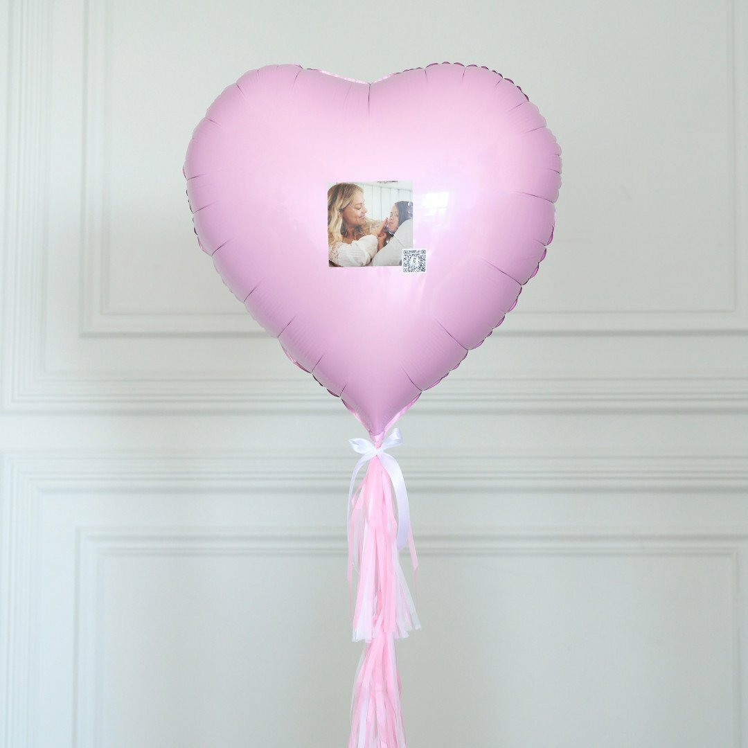 Большое фольгированное сердце «Мгновения Любви» с оживающей фотографией