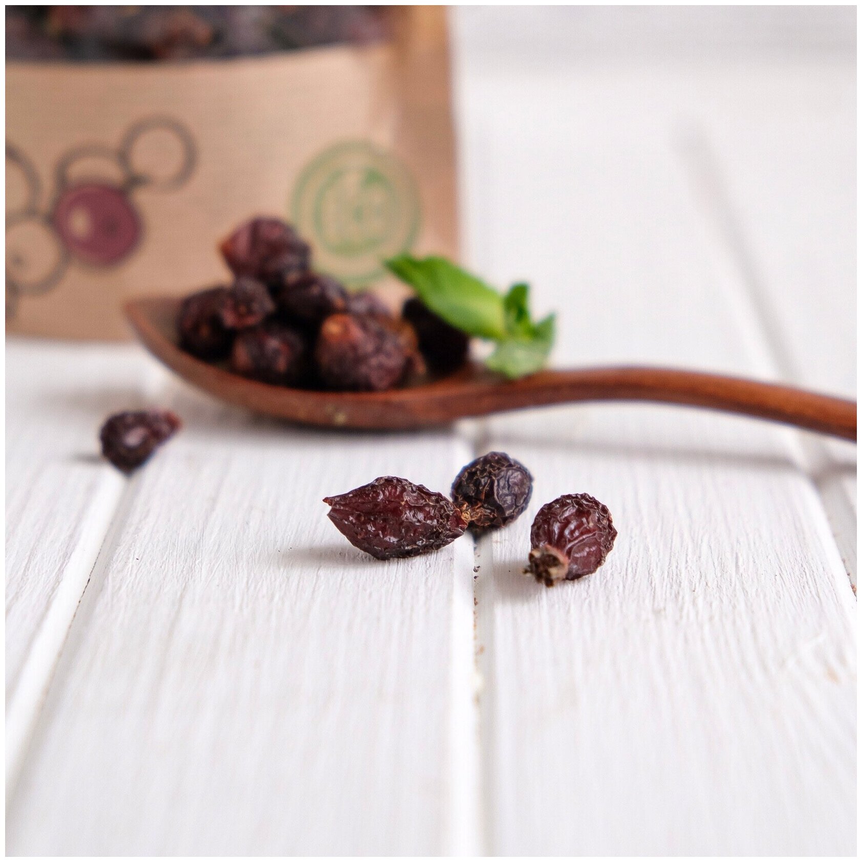 Подарочный набор: чай Ягодный MIX 150 гр, Смородиновый чай 50 гр.