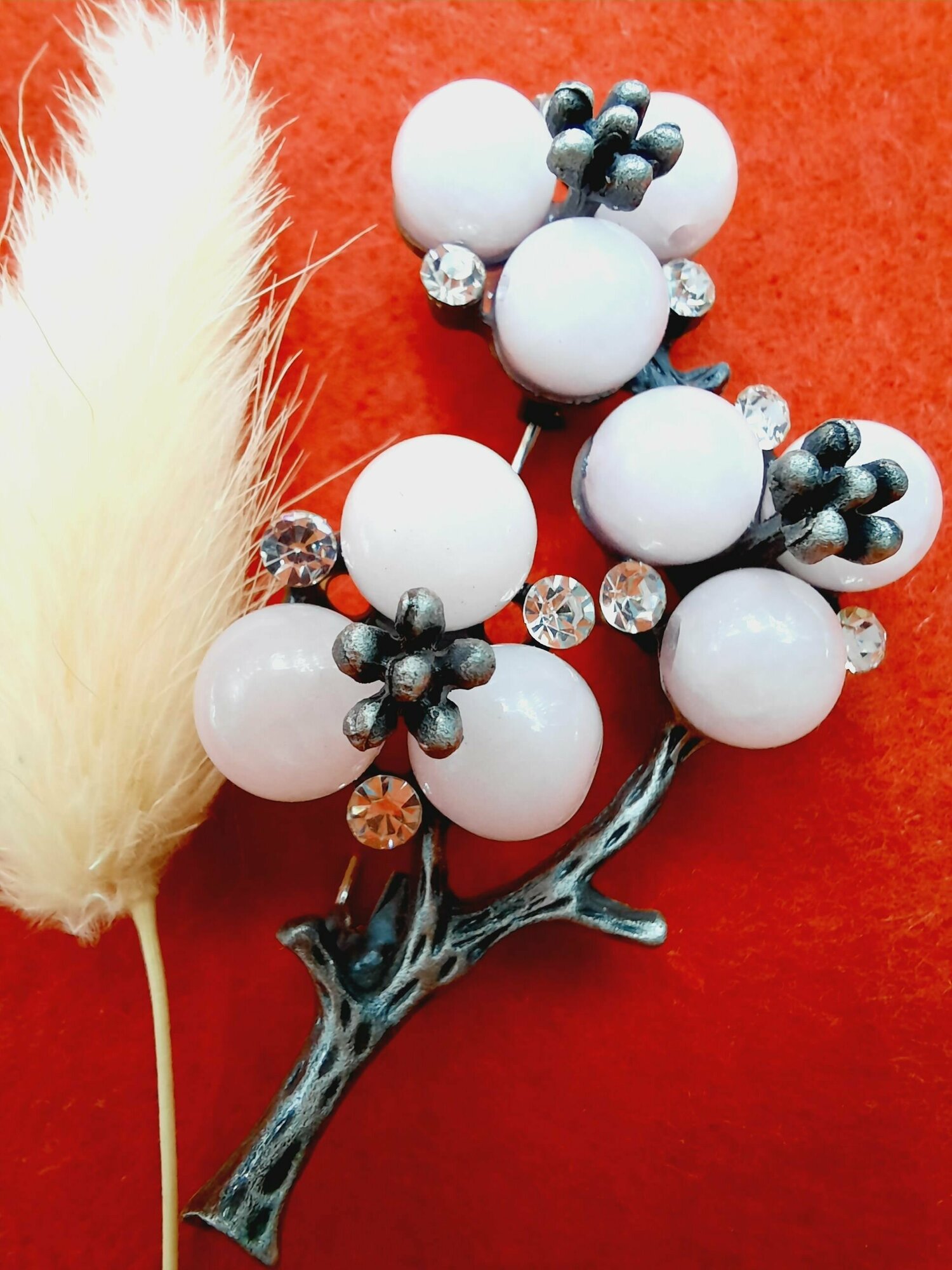 Брошь, кварц