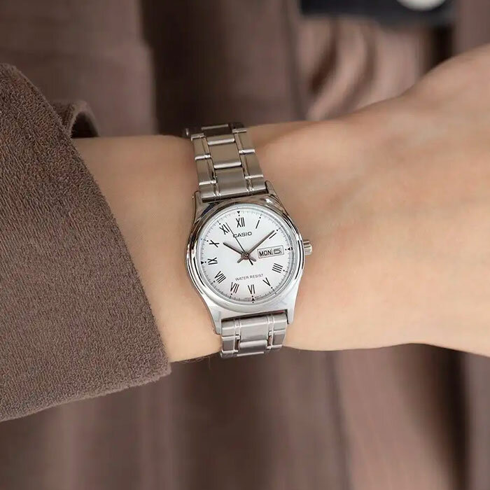 Наручные часы CASIO Collection, серебристый — фото 1