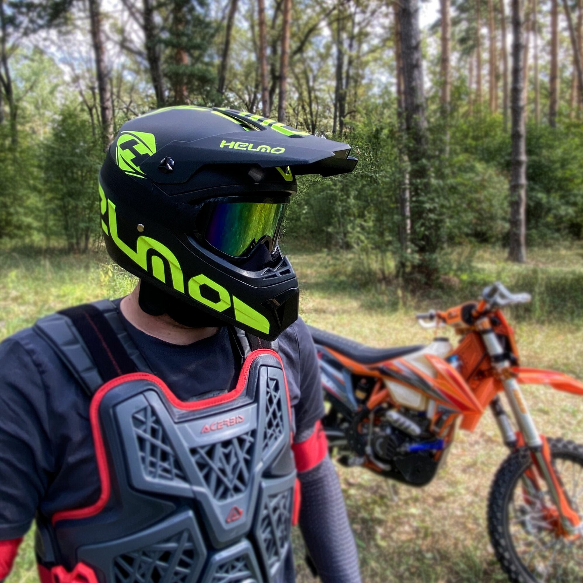 Кроссовый шлем для мотоцикла, М 57-58 см, очки И перчатки В комплекте